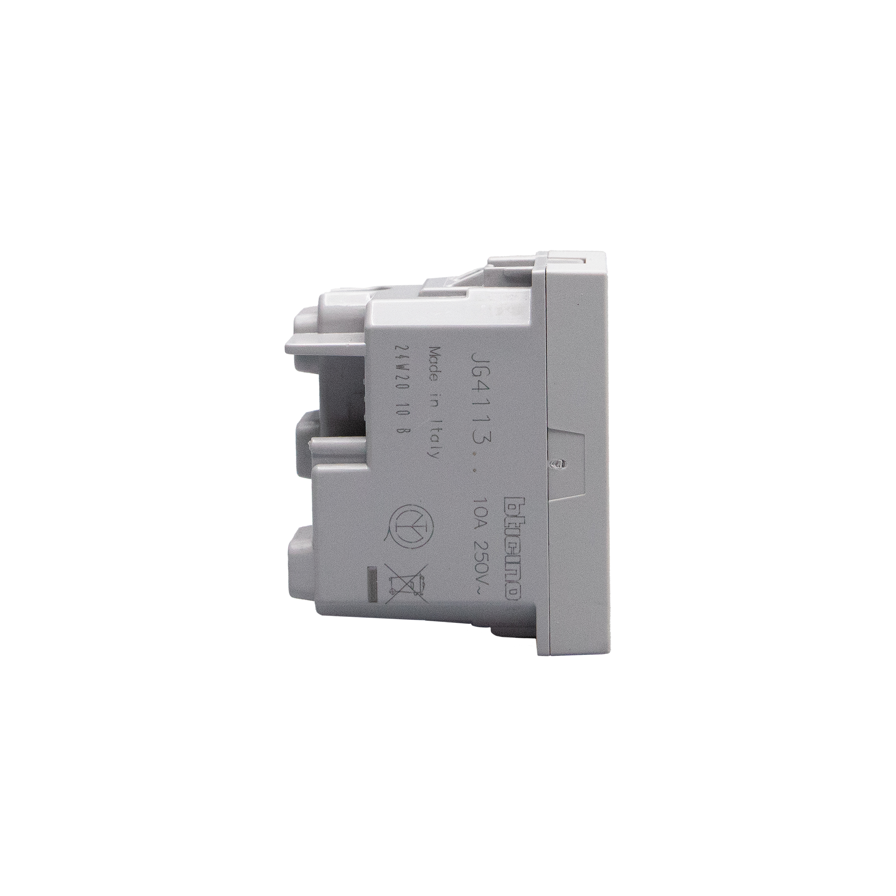 Toma 3 en línea 2P+T 10 Amp Matix Go Gris 1 mod | JG4113 ...