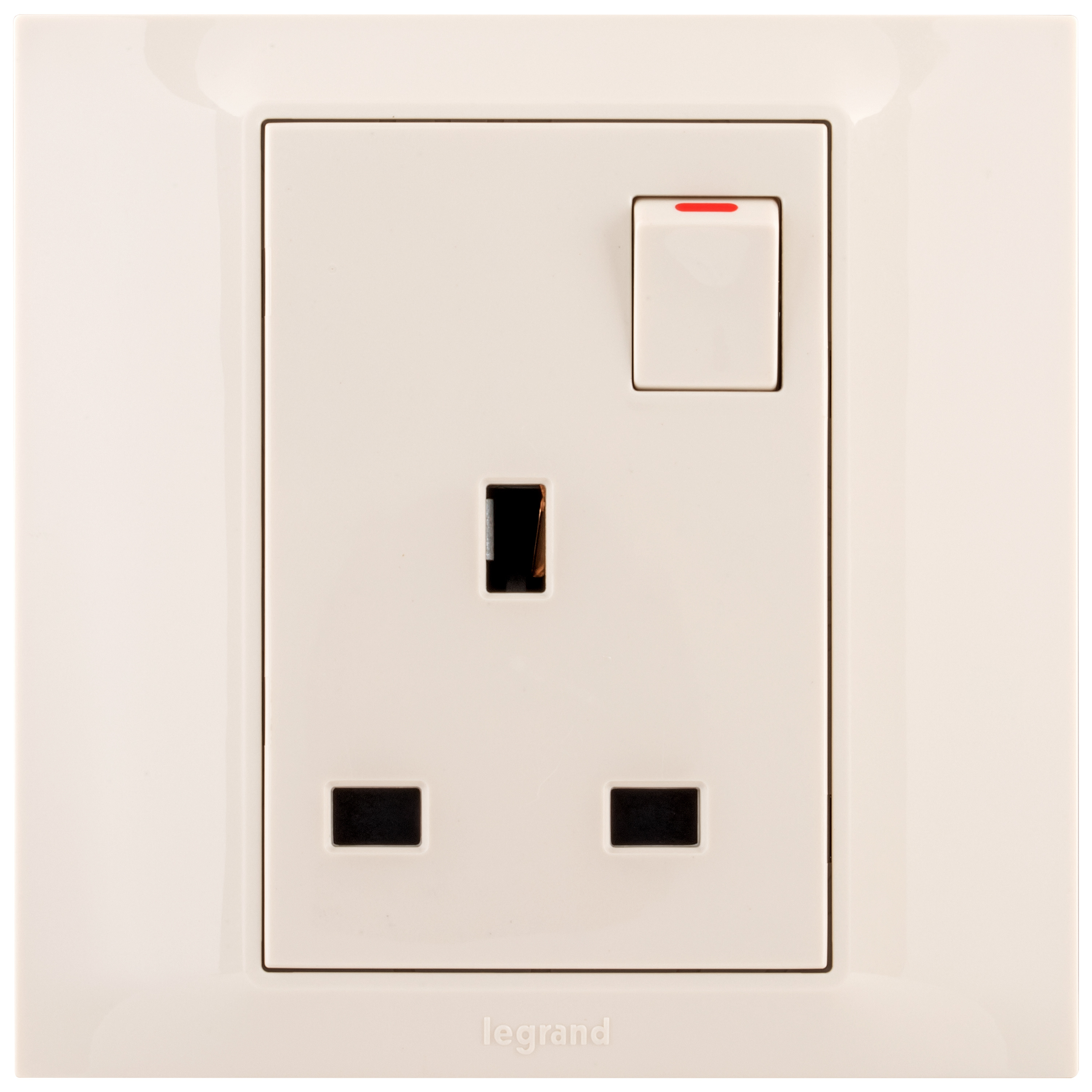 Belanko S 1 gang single pole British standard switched socket outlet ...